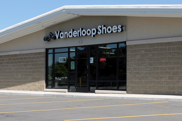 Vanderloop Shoes - Little Chute